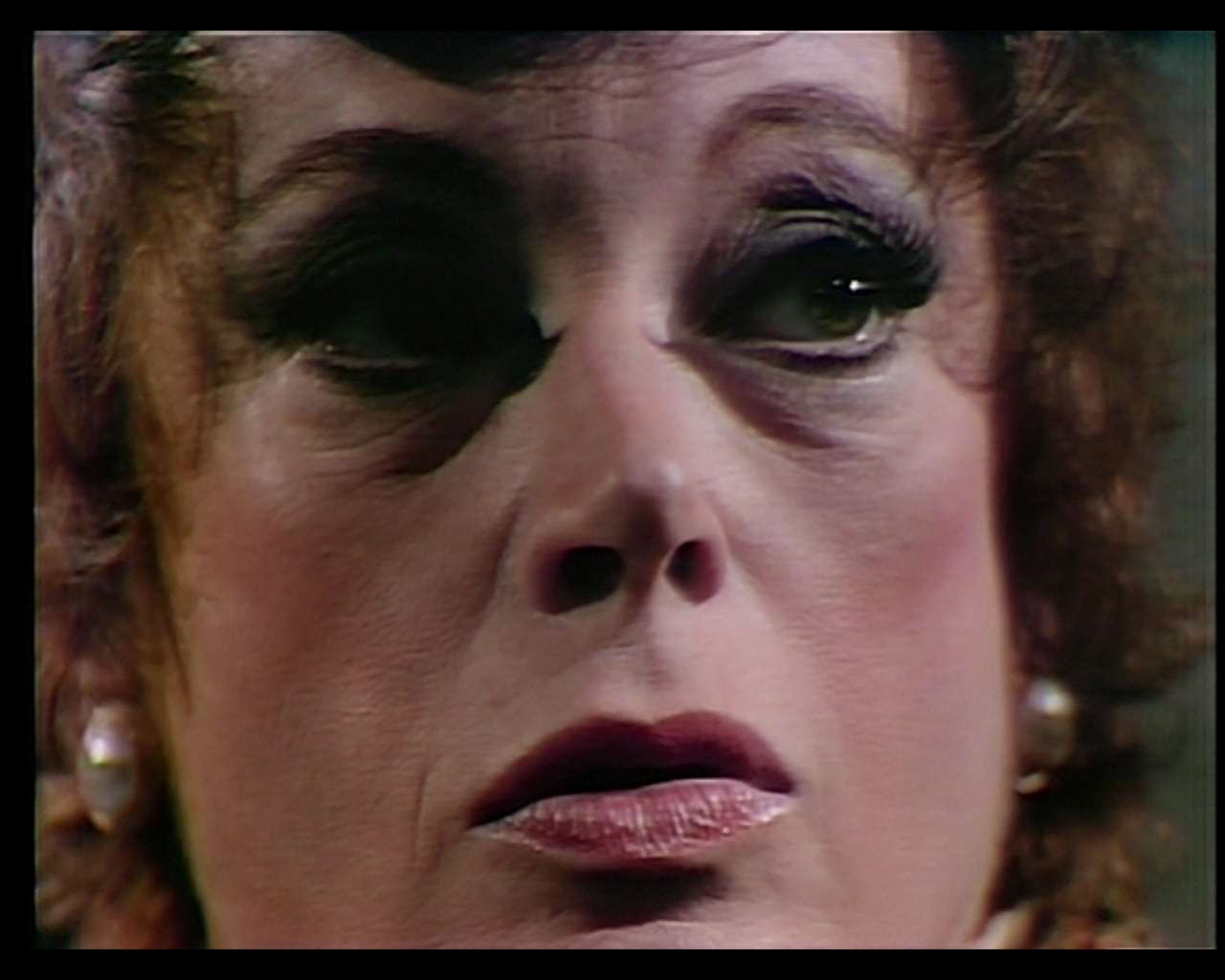 Julia Hoffman Screencaps 887-980 - Dark Shadows Wiki Julia Hoffman Screencaps 887-980 - Dark Shadows Wiki
