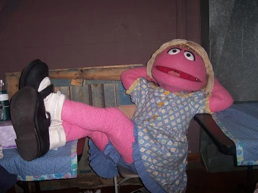 Prairie Dawn walk-arounds - Muppet Wiki