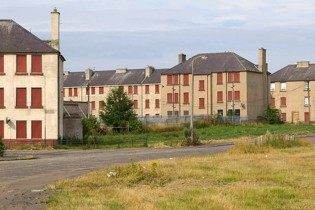 Niddrie Mains housing estate, Scotland. : r/UrbanHell