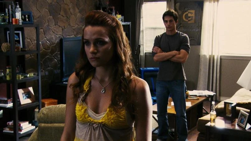 Image - Lori and Nick.jpg - Final Destination Wiki