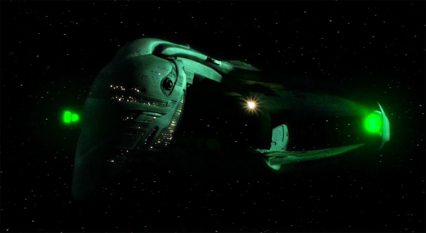 Federation Galaxy-Class vs. Romulan D'Deridex-class vs. Klingon K't ...