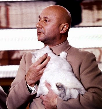 Image - Blofeld & Cat.png - James Bond 007 Wiki