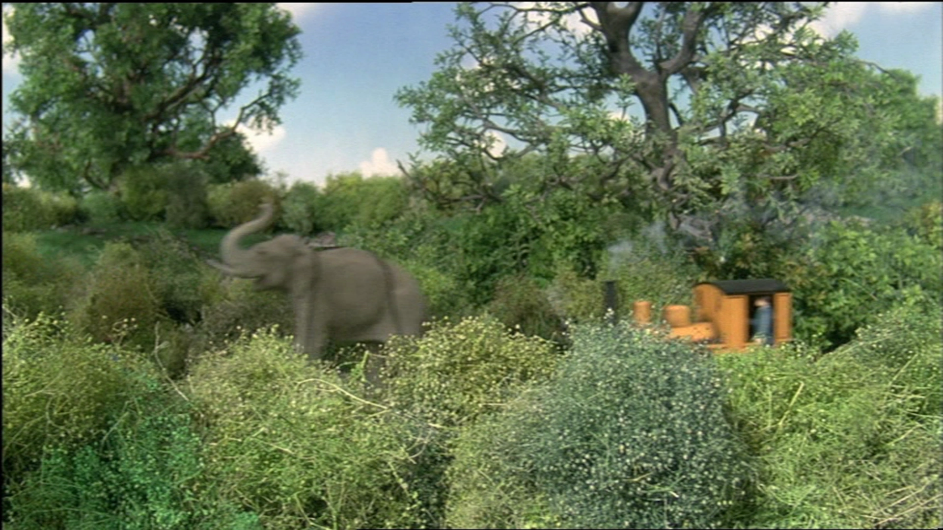 Image - TheRunawayElephant38.png - Thomas the Tank Engine Wikia