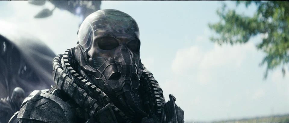 Image - MoS General Zod helmet.jpg - DC Movies Wiki