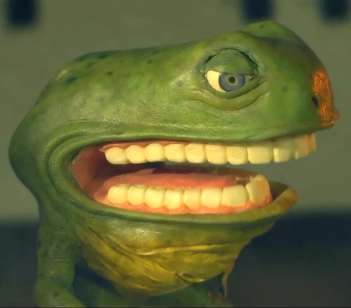 Them teeth : r/creepy